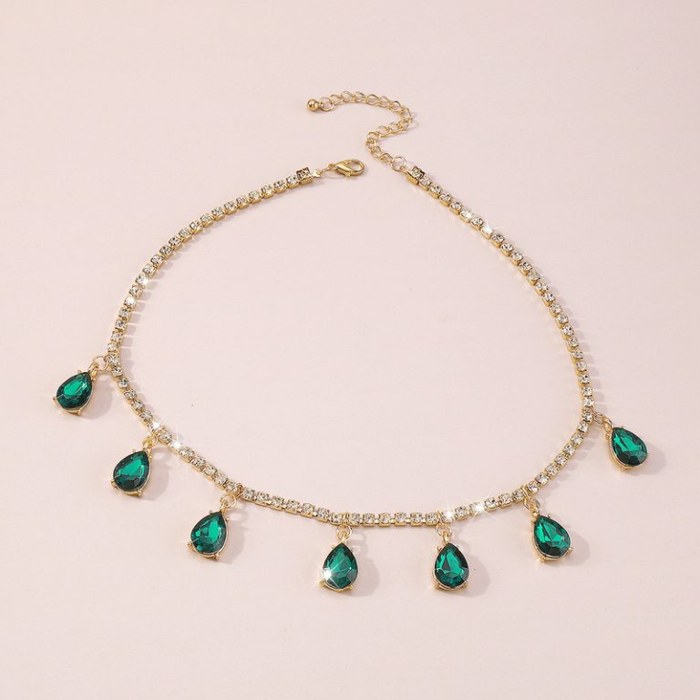 Luxury Retro Baroque Geometric Water Drop Necklace | Preeti