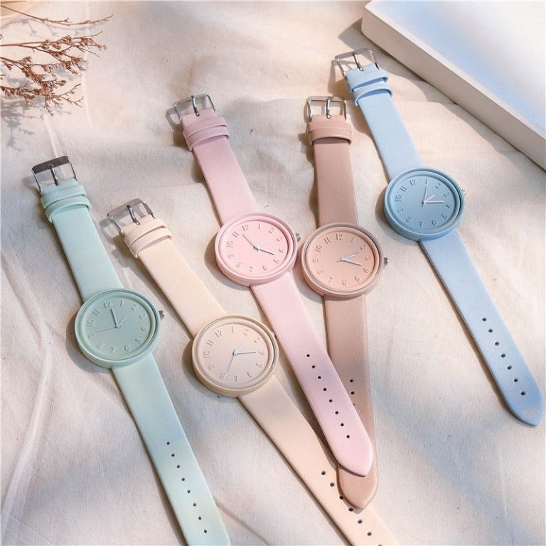 Aesthetic Leather Watch | Preeti